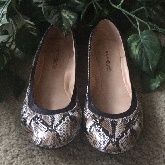 Bandolino | Shoes | Bandolino Snake Skin Flats | Poshmark